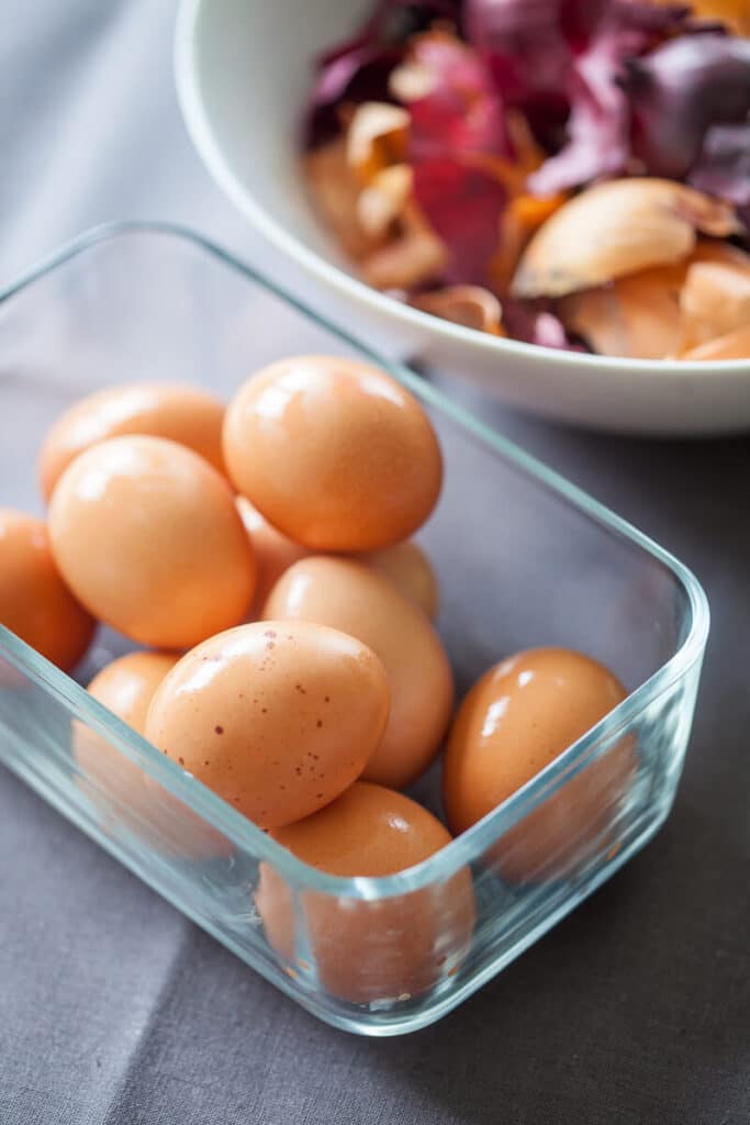 Easter Eggs Dyed With Onion Skins Vibrant Plate Easter Eggs Dyed With Onion Skins Vibrant Plate