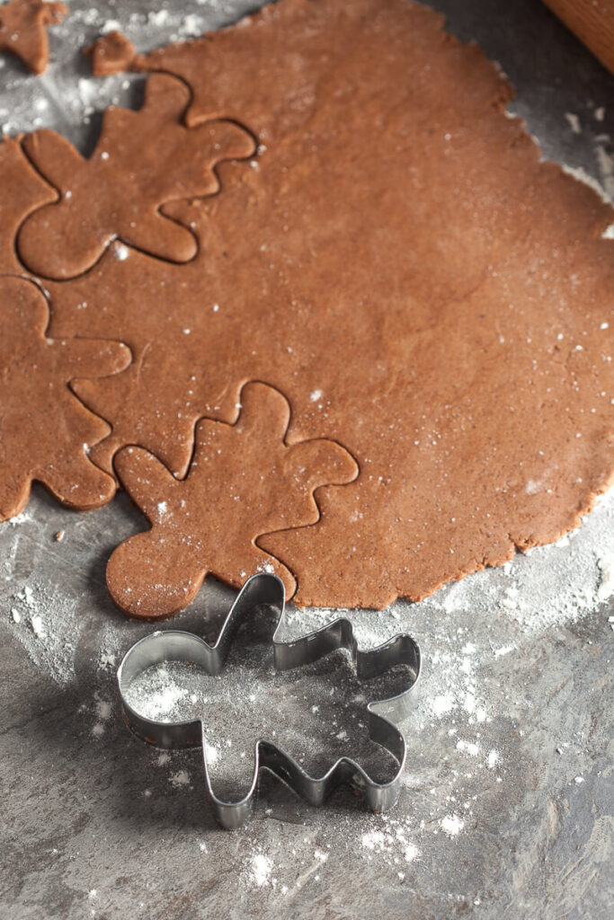 Gingerbread Cookies - Vibrant plate