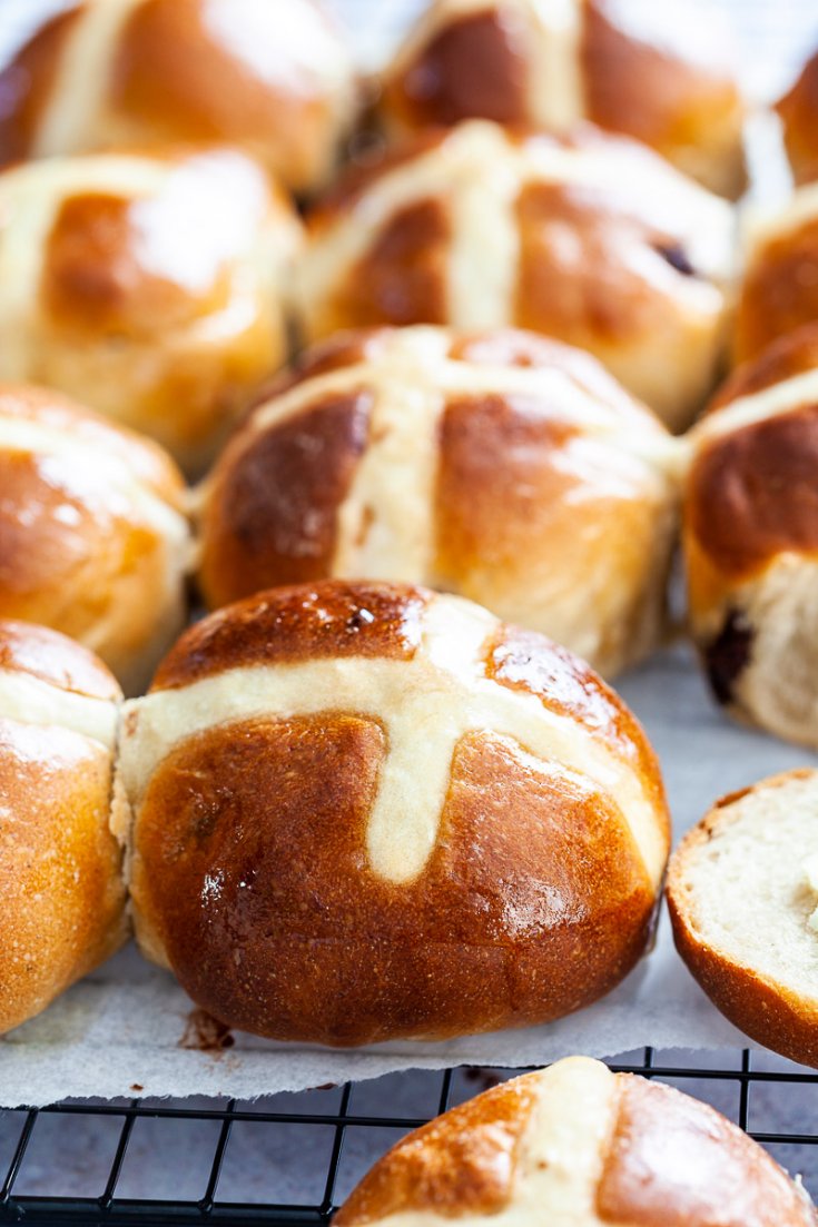 Vegan Hot Cross Chocolate Buns - Vibrant plate