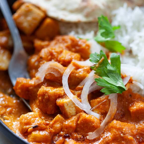 Easy Vegan Butter Tofu - Vibrant plate
